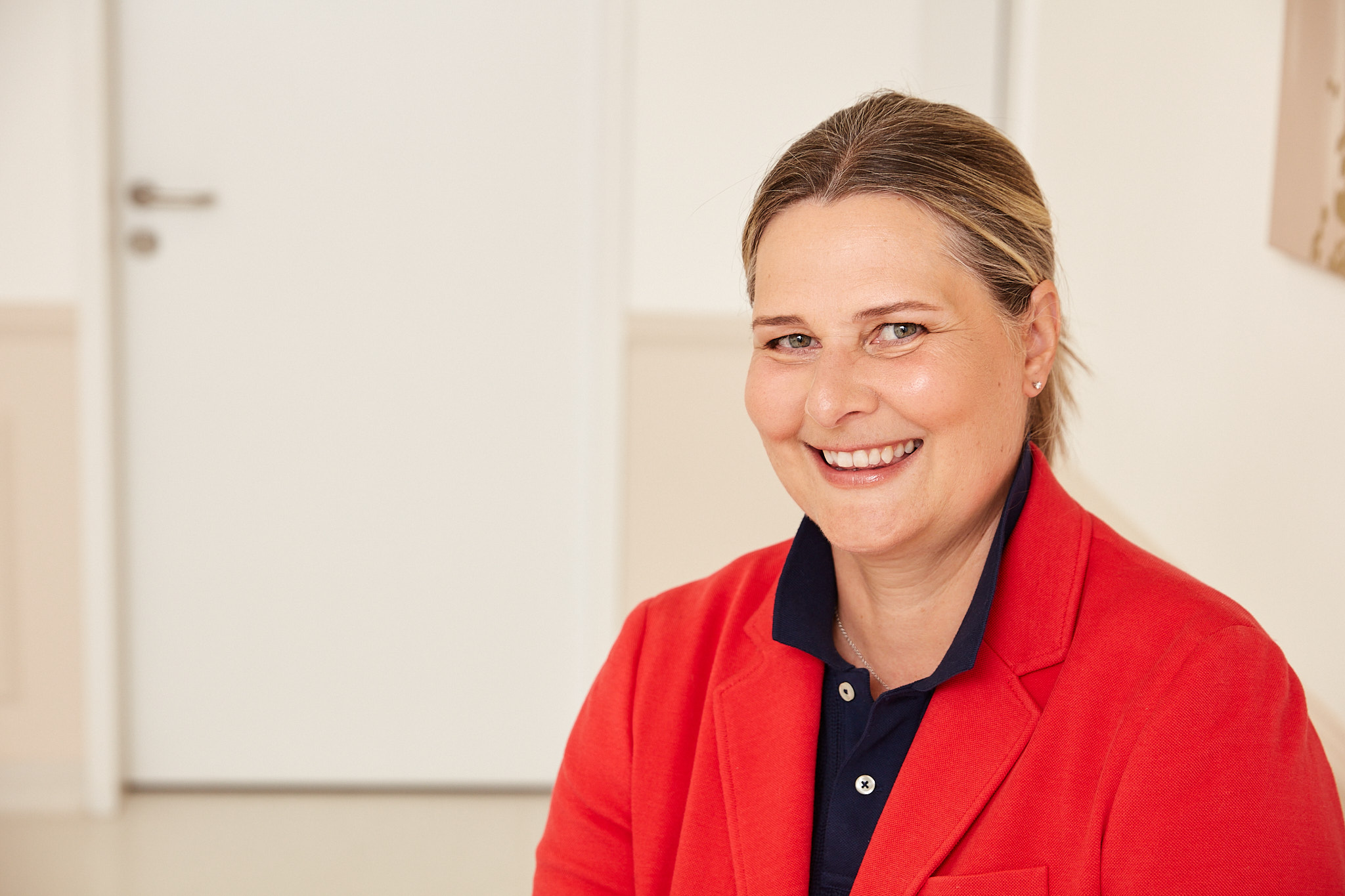 Interview with Mrs. Eszter Jopp - “Training in Singing Bowl Therapy”